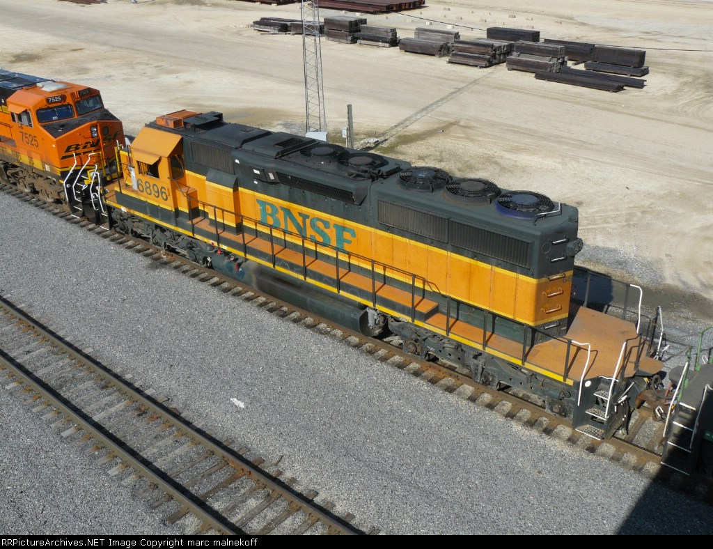 BNSF 6896